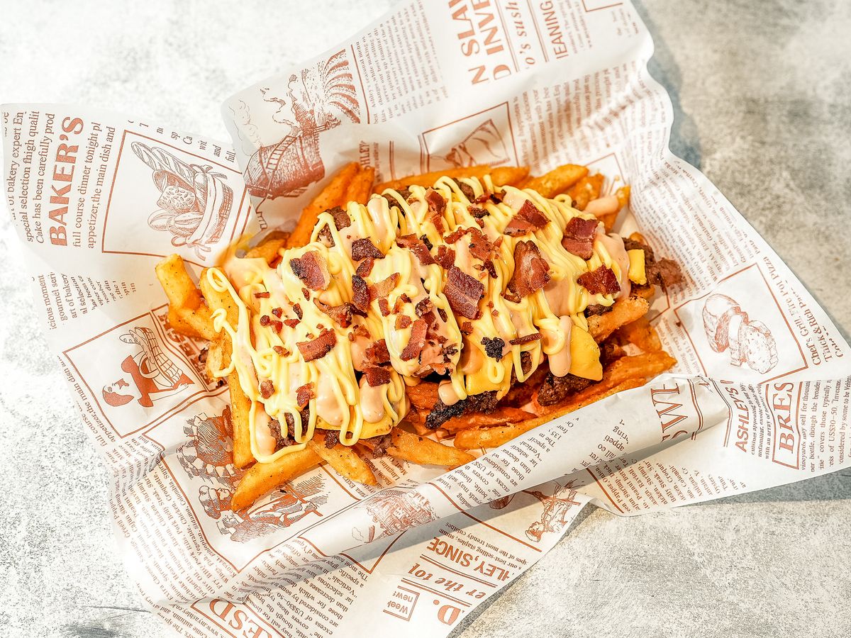 SHARK FRIES DELUXE - Shark Burgers | Take App