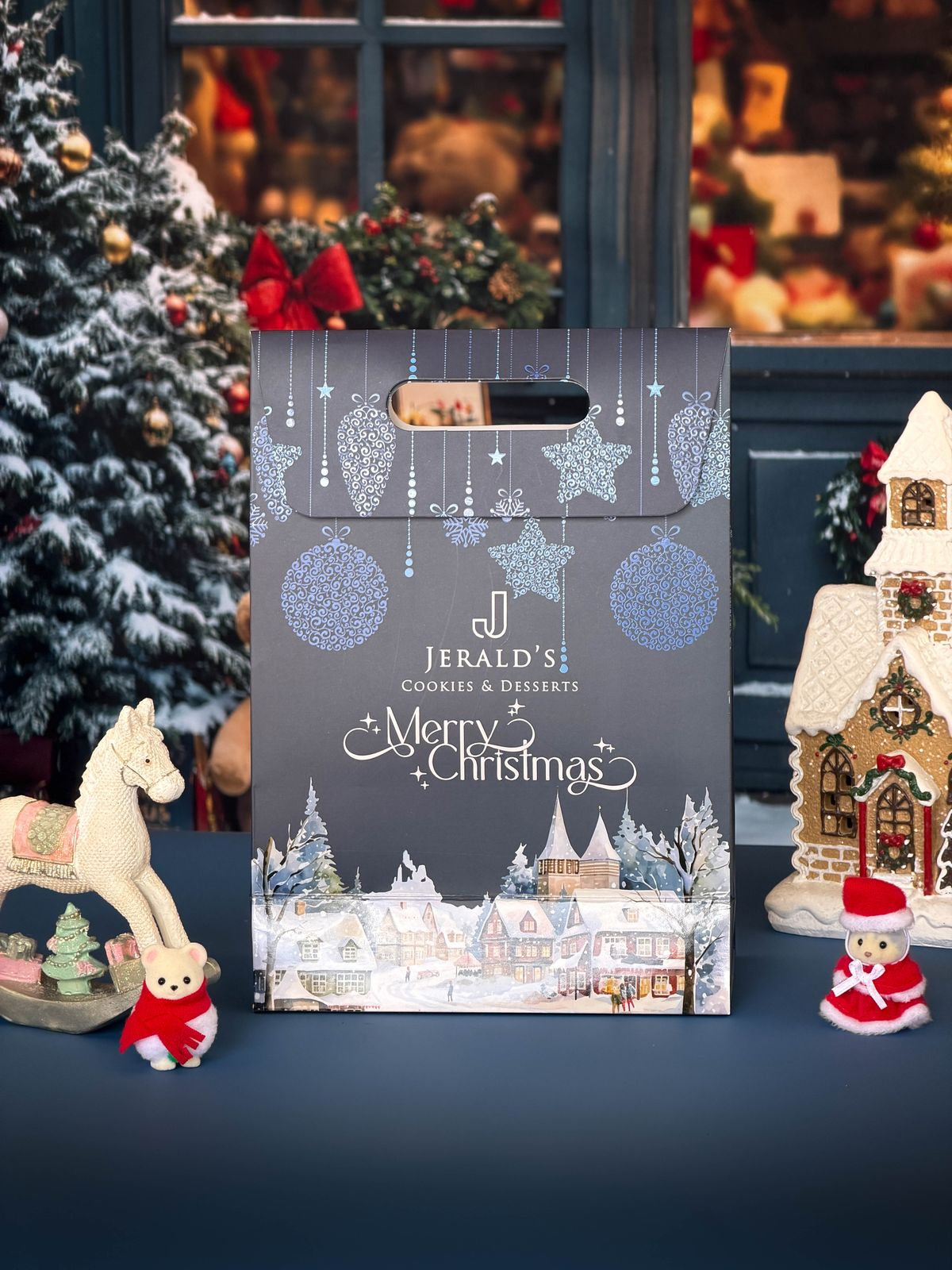 Signature Christmas Gift Set - Jerald's Cookies And Desserts