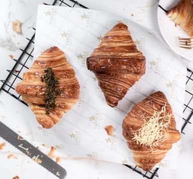 Croissant Zaatar and cheese - We Bake with Love